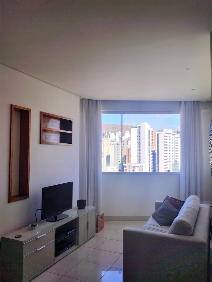 Ap Na Savassi Com Elevador E Garagem - Belo Horizonte