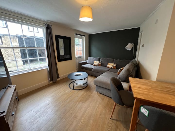 Cosy St. Helens In Abingdon By Prescott Apartments - Didcot