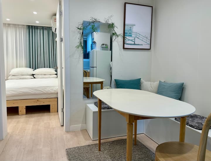 Newly Renovated! Hongdae_2bed Room/1bath Room_6ppl - Séoul