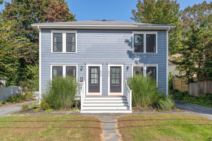 Blocks Away From The Beach! - South Portland, ME