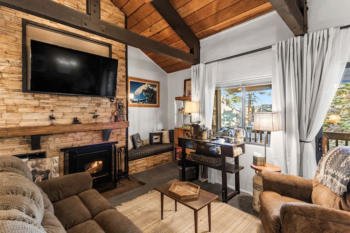Cozy Mountain Condo, 1bd+loft, 2 Bath And Garage - Mammoth Mountain, CA