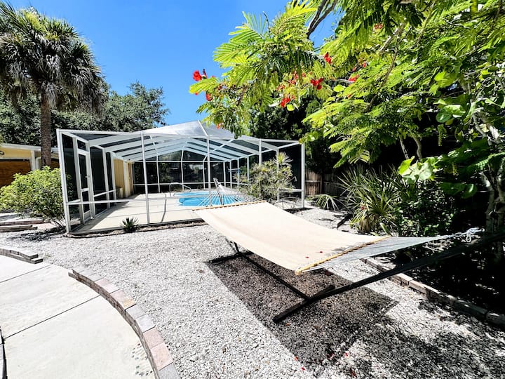 Poolside Paradise - St. Pete Beach