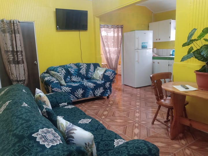 Remy's Yellow Cozy Space - Dominica