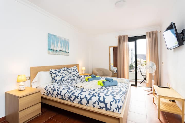 Los Cristianos Center I 1bdr I 3 Min Beach - Los Cristianos