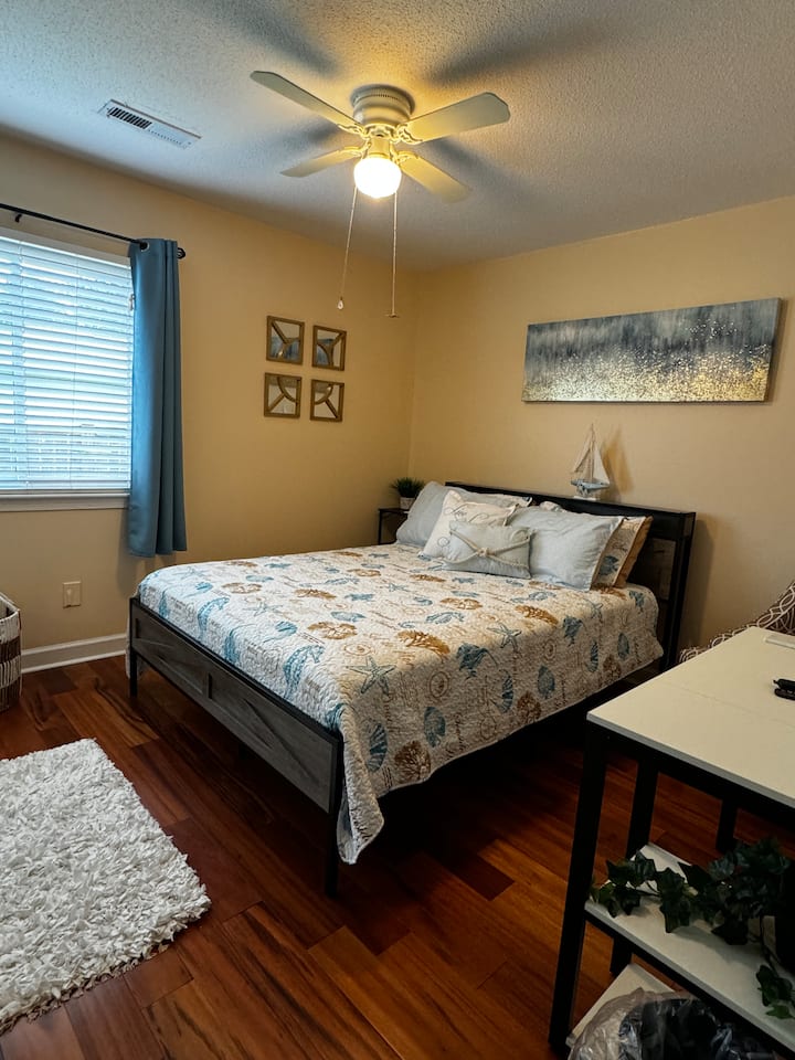 The Chesapeake Bay Retreat-safe & Comfy, Va Beach - 維珍尼亞