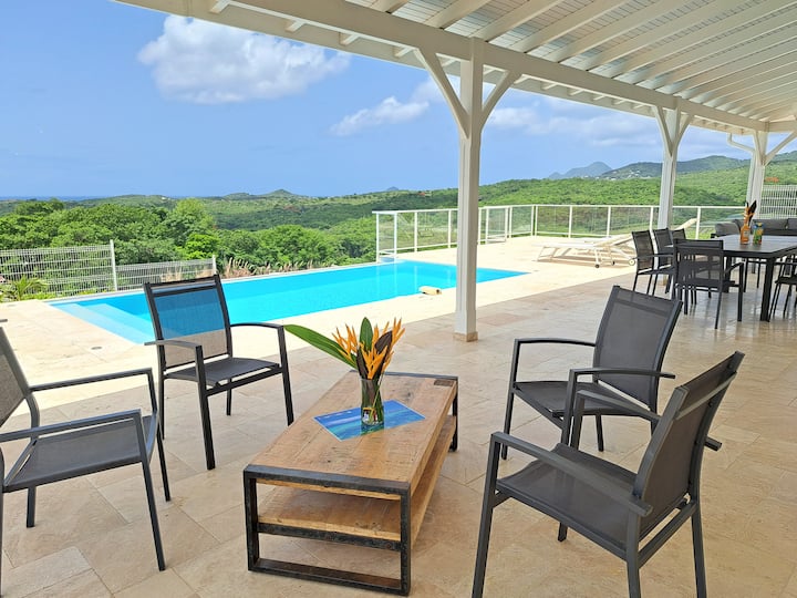 Spacieuse Villa Classée 3 éToiles - Martinique
