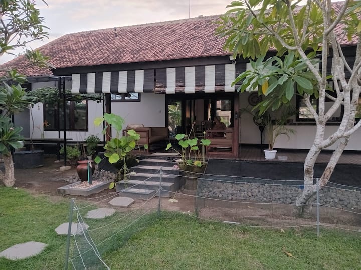 Villa Noor Permaculture Homestead 5 Bedrooms - Lombok