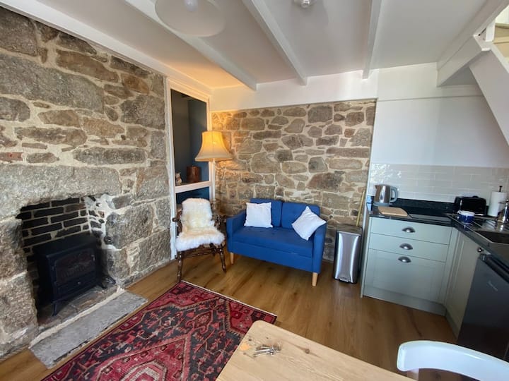 Granite Cottage In Newlyn - Melyn - Newlyn
