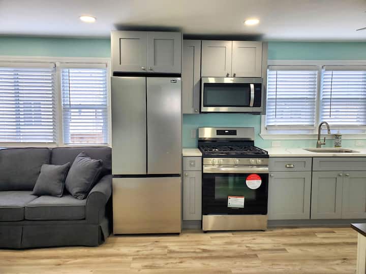 Paxley's: 2 Bedroom Spacious Beach Haven - Seaside Heights, NJ