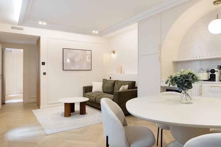 Un Ravissant 1-ch/1sdb Avec Services à Opéra - Paris