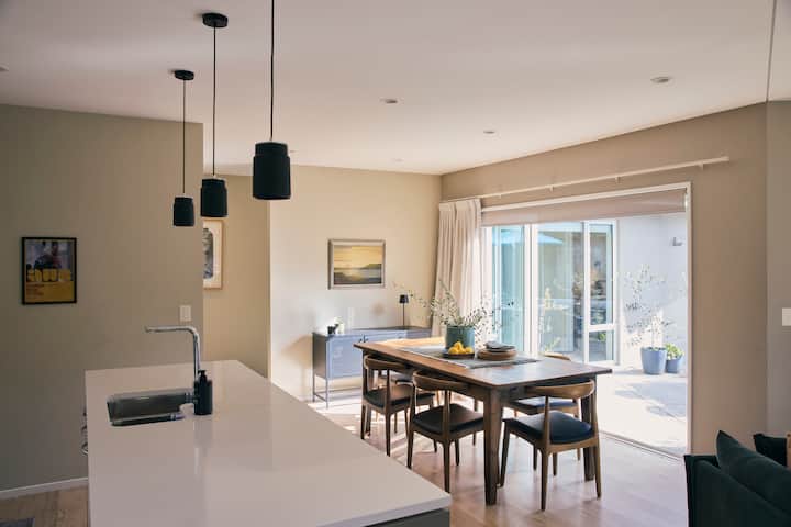 1. Wanaka Retreat Entire House. Close To Lake. - Wanaka