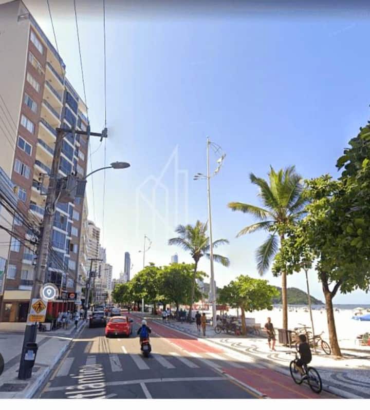 Prédio Frente Mar Garagem Av Atlântica Pé Naareia - Balneario Camboriú