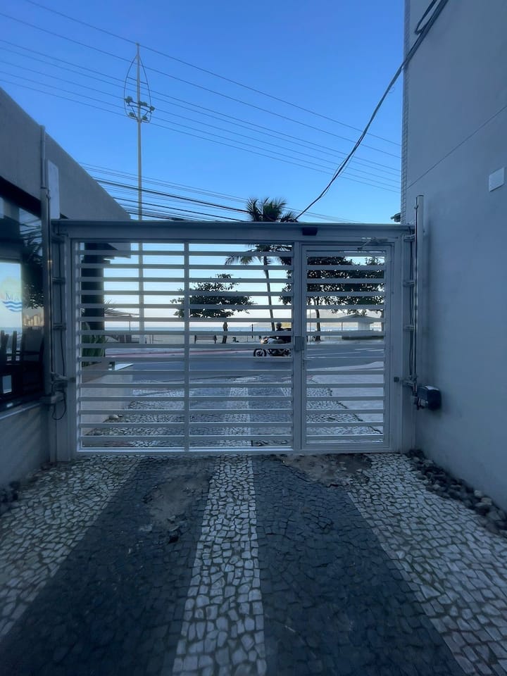 Pé Na Areia Apto Na Atlântica 10minutos Expocentro - Balneário Camboriú