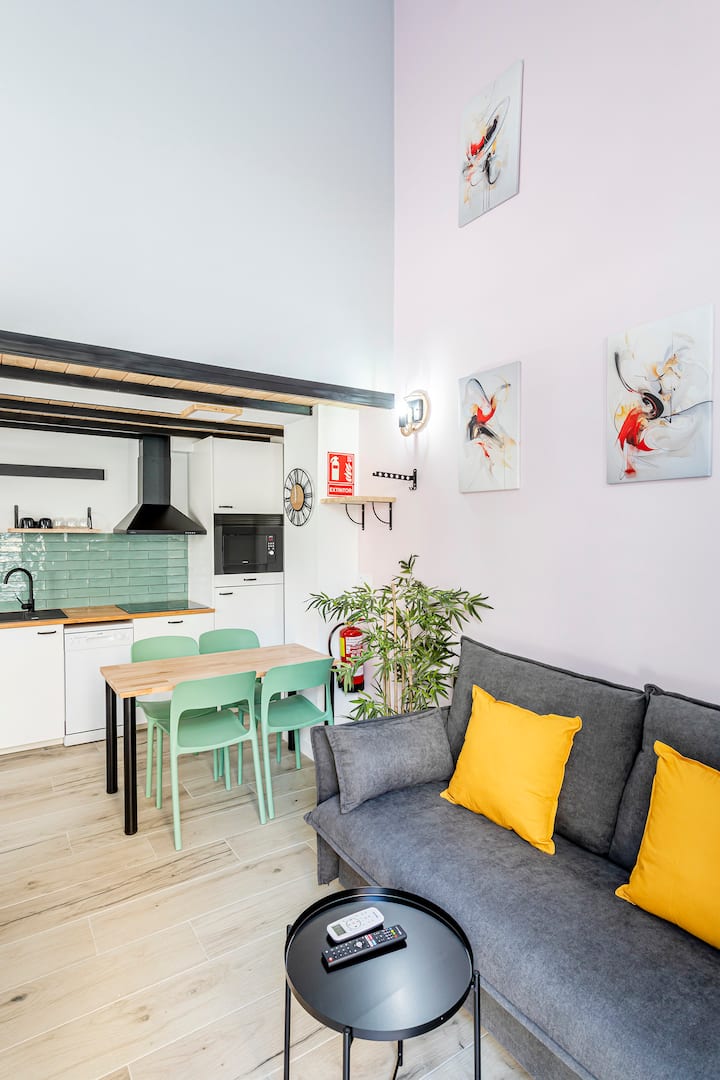 Marie Curie Flats,  Lovely Loft 1 - Valencia