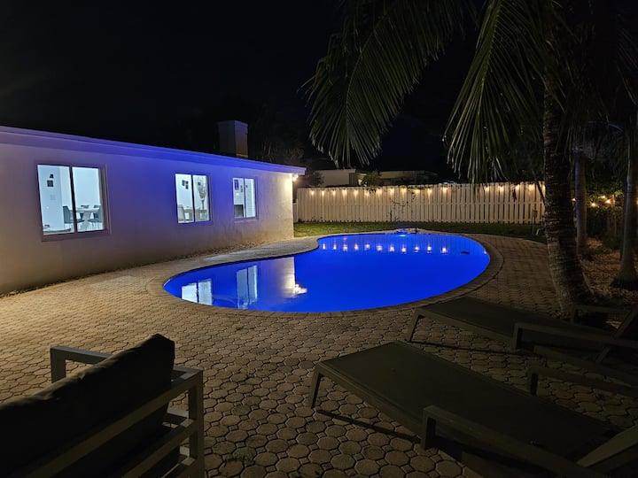 Amazing Lighthouse Pool Home. - Lighthouse Point, FL