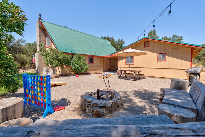 Yosemite Cabins:game Room,hot Tub,fire Pit,swings! - Yosemite National Park