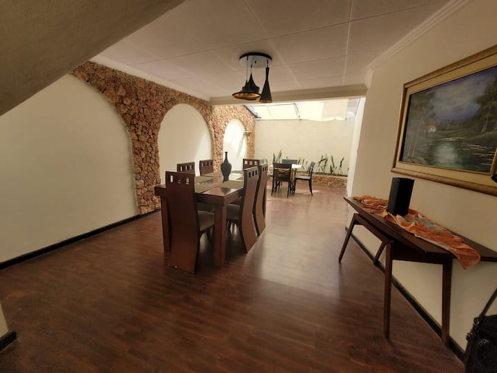 Casa Del Sol - Cuenca, Ecuador