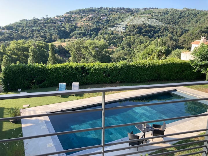 Studio Dans Une Villa Contemporaine Vers Auribeau - Peymeinade