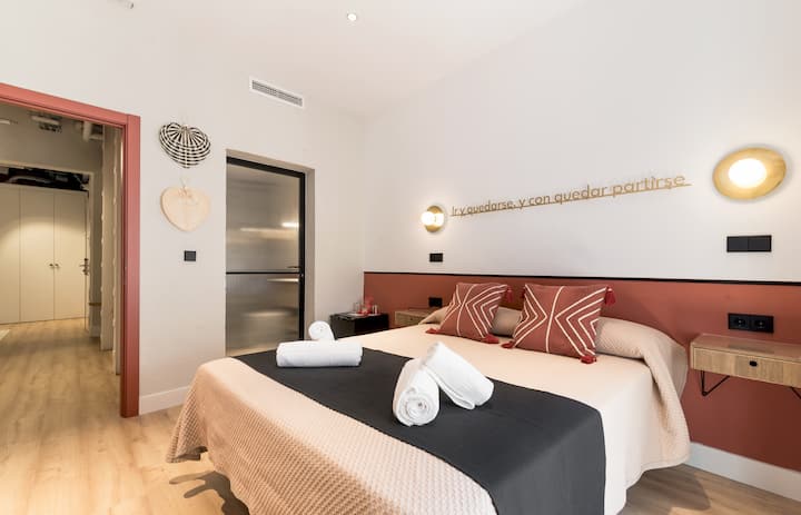 Cálamo Guesthouse- Hab Estándar - Madrid