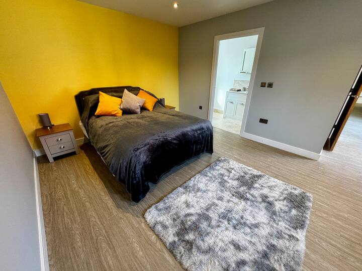 Dog Friendly Luxury Cottage Hidden Gem - Bourne