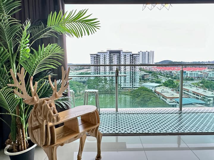 Lakeview Suite @ Palazio Austin | Studio - Johor Bahru