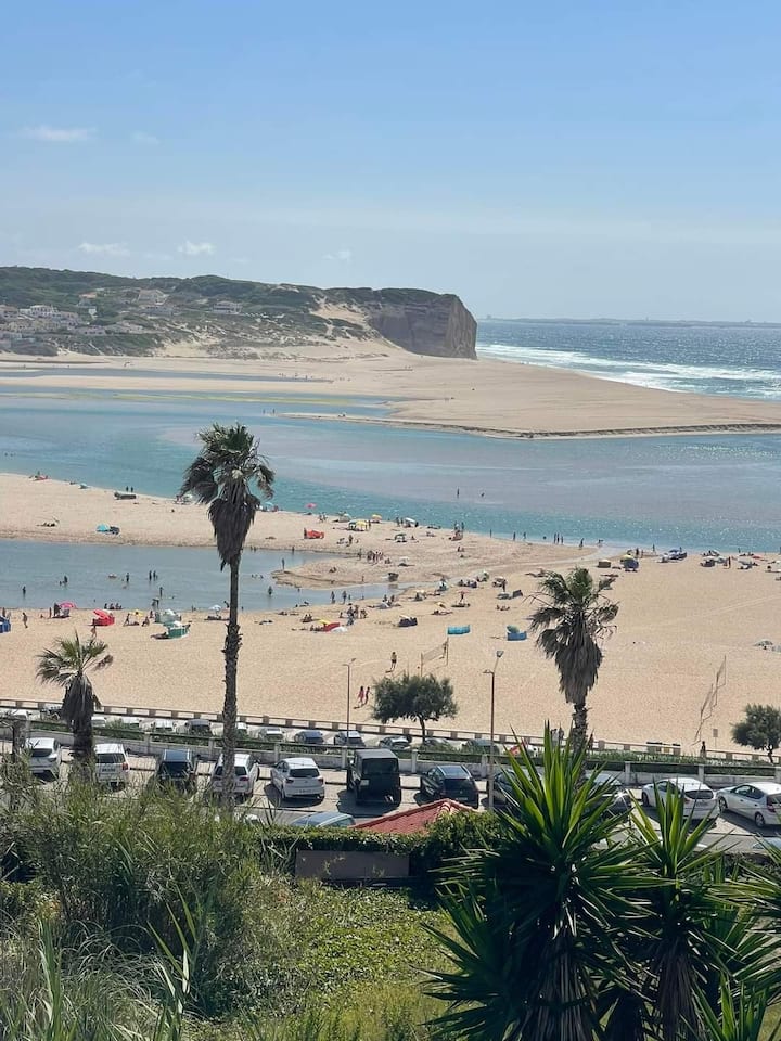 Foz Do Arelho
 Dans Un Cadre Paradisiaque - Foz do Arelho