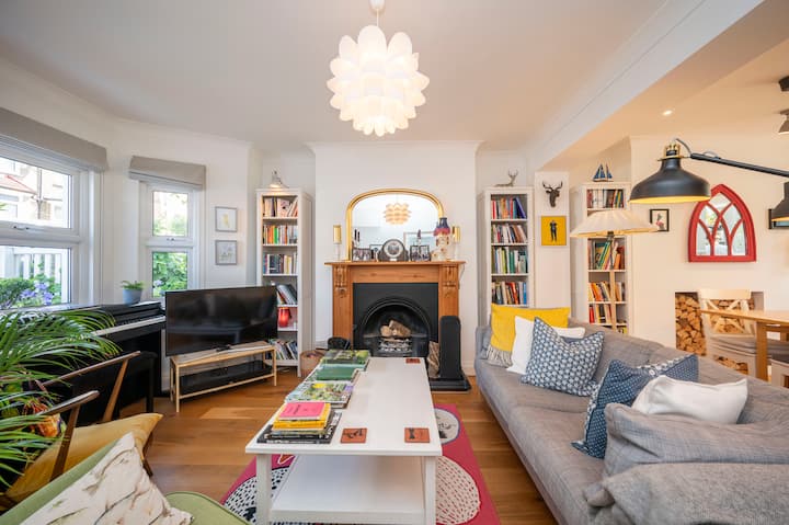 Stylishly Designed London Townhouse - Garden Oasis - Woolwich