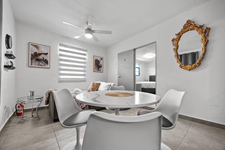 City-view Balcony One-bedroom Ph - 4 Guests/mm7 - San Juan