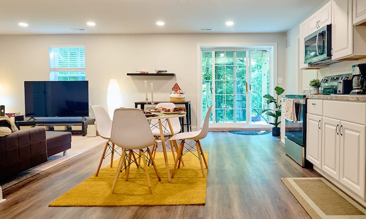 Modern 1bd/ba Basement Apartment - Columbia, MD