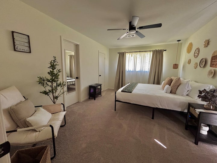 King Suite/free Netflix/peaceful - Conroe, TX