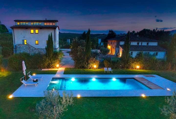 Historic Stone Estate W/ Pool | Todi & Perugia - Włochy