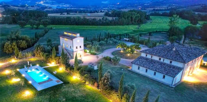 Villa De Luxe Avec Piscine Privée En Ombrie - Umbria
