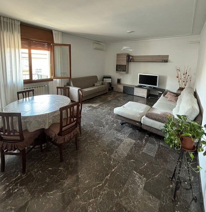 Chez Regina, Feel At Home! - 威尼斯