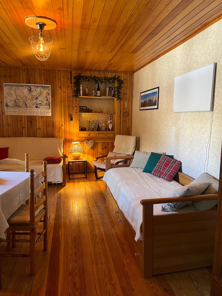 Monolocale In Pieno Centro A Gressoney Saint-jean - Alagna Valsesia
