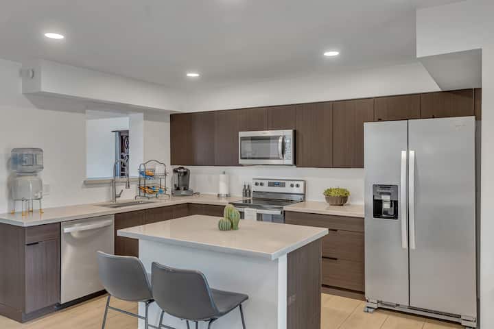Urban Desert Home-game Room, Beautiful Remodel - Phoenix, AZ