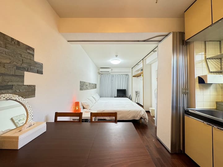 Tr23/great Location/3 Stations/twin Double Beds - Kadoma