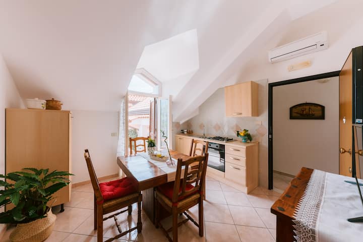 Private Flat In Amalfi Coast One Bedroom A2 - Tramonti