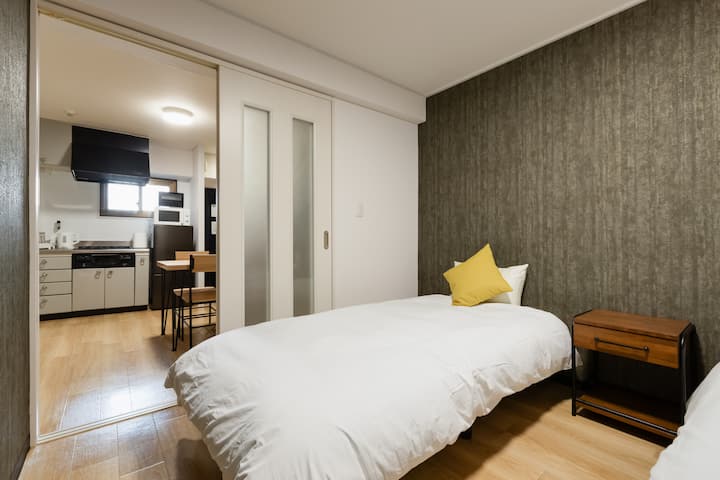 Airbnb Room Near Kujo St 7 Mins To Usj For 4 Guest - Umeda