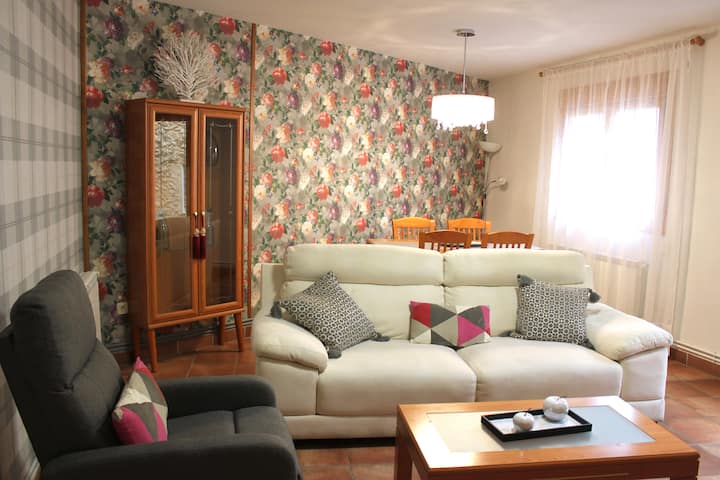 Suite Familiar El Rincón Del Pan - Artesa Suites - La Hiruela