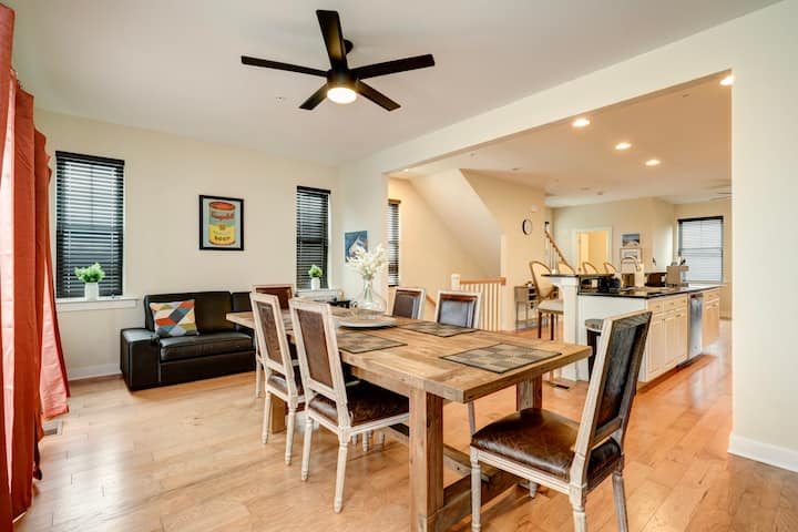 Marina Retreat | Relaxing Balconies & Pool - Ocean City, MD