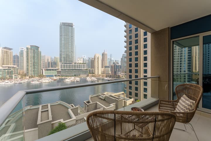 Cosmopolitan Apt W/ Scenic Dubai Marina Vws - Dubaï