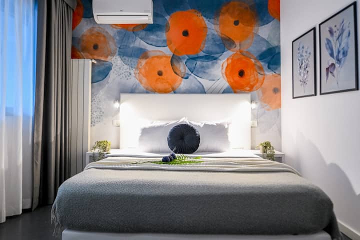 Intimate Studio In The City Center - Bucarest