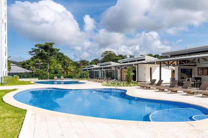 Paradise In Jaco: Modern Apt Steps From The Beach - Jaco