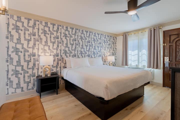 Haven Grove King - Solvang, CA