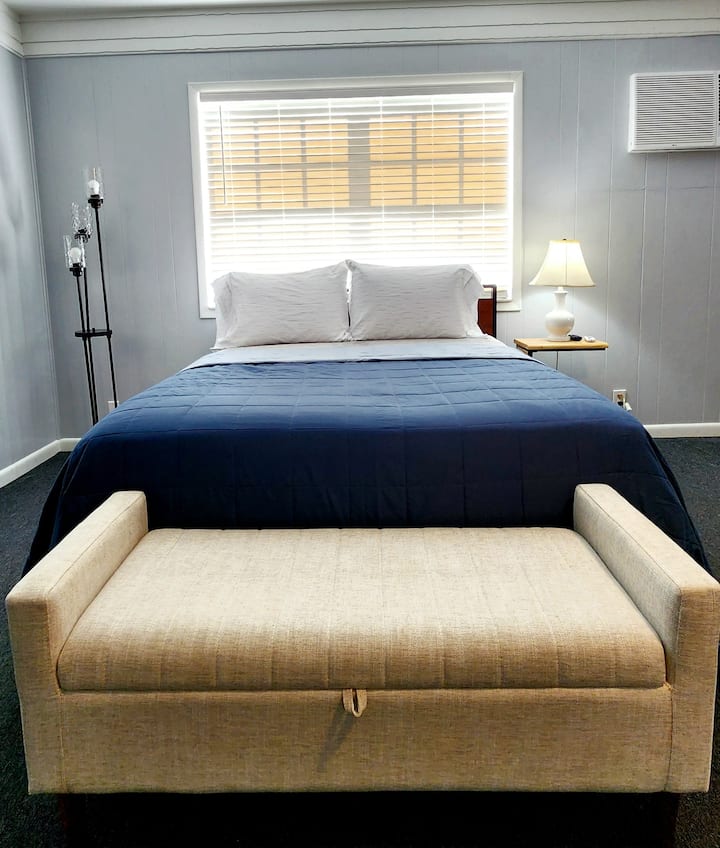 Blue Door House "Grande Studio" - Lakeland, FL