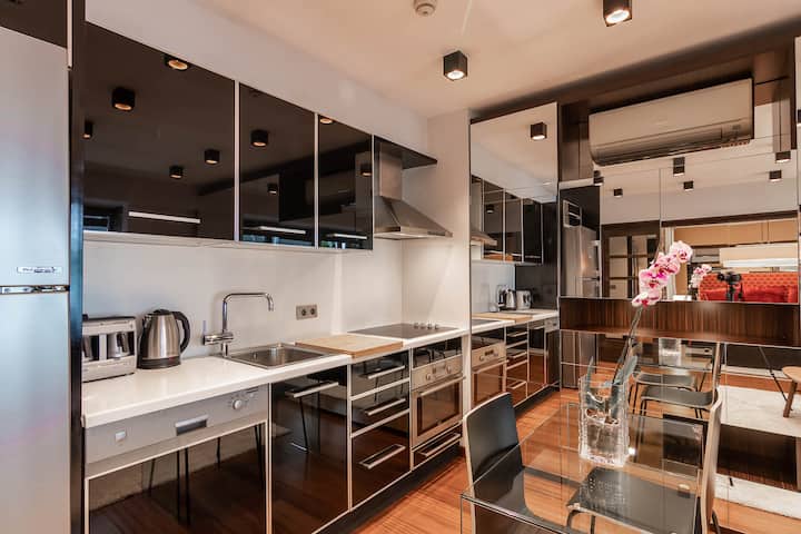 Luxury 1br In Nişantaşı | Near Metro & Mall - Istanbul