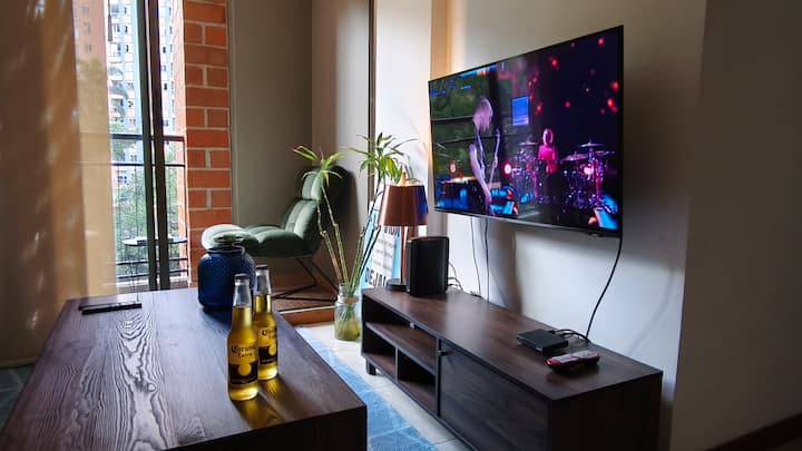 Cozy & Quiet 3br Apt In El Poblado - Medellin, Antioquia, Colombia