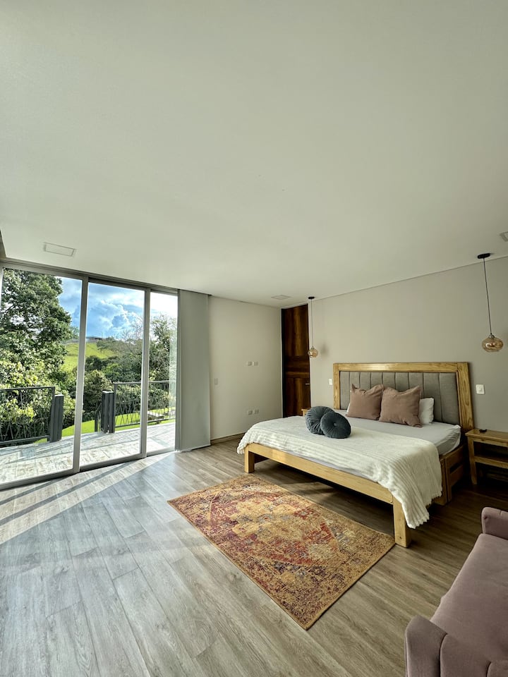 Lujosa Casa Campestre En El Eje Cafetero - Filandia