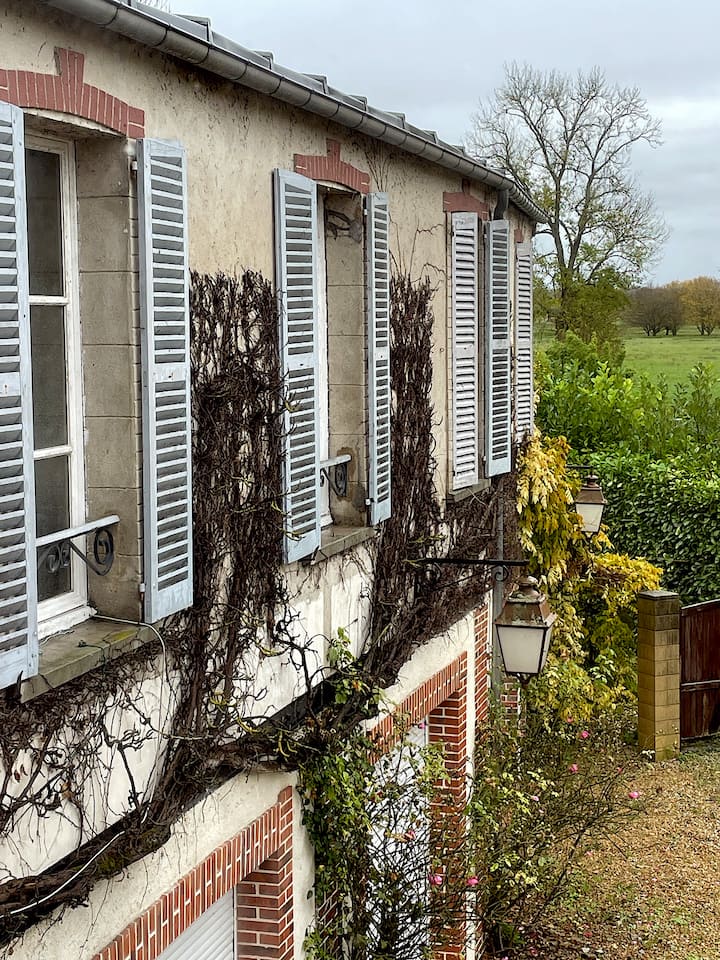 Confort Et éVasion Sereine Au Bord De L'eure - Dreux