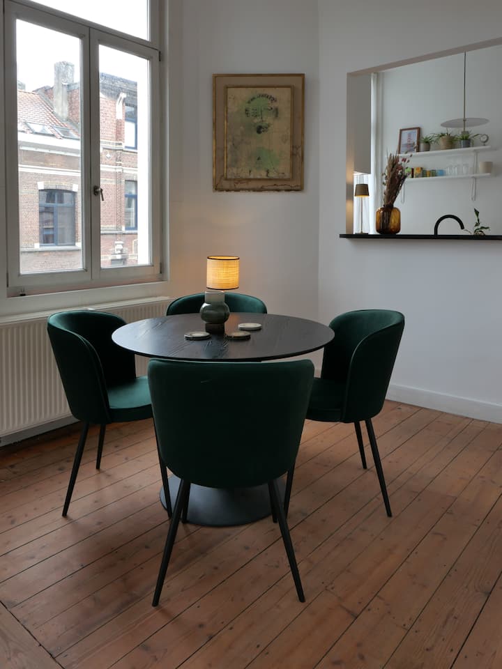 Paris In The Heart Of Antwerp - Edegem